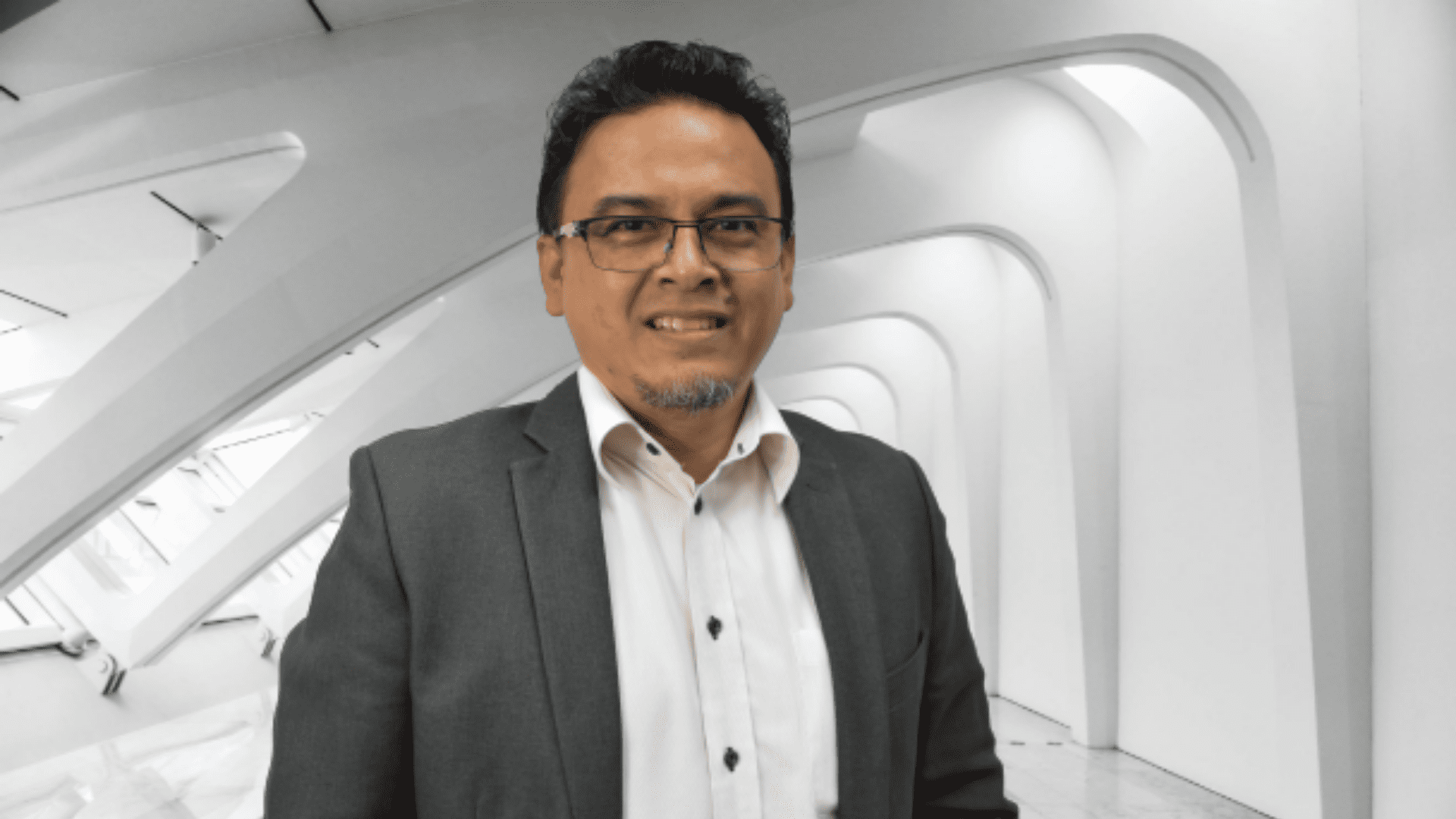 Dr. Ramesh Zaidi Rozan - Business Coach and Mentor for Start-Ups | UTM ...