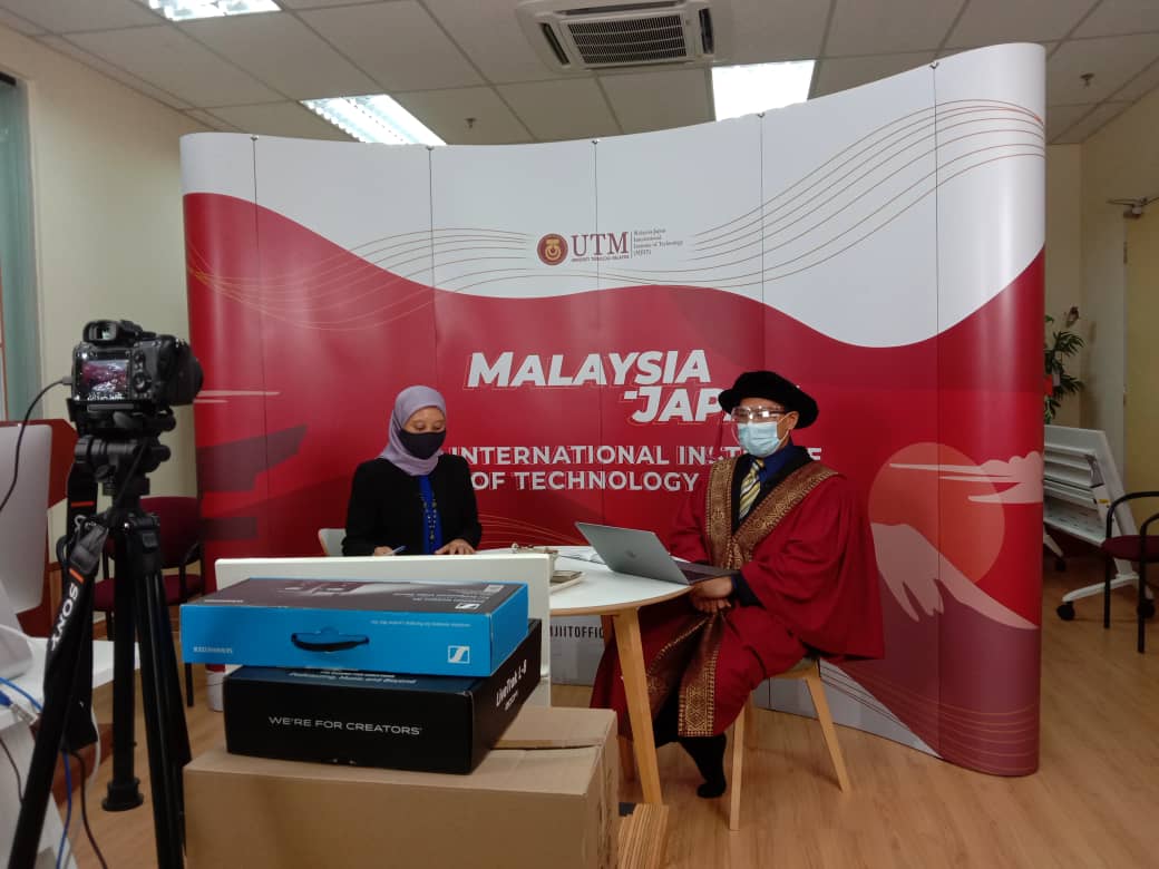 Professor Ts. Dr Ali bin Selamat, Dean of MJIIT delivers UTM's 108th ...