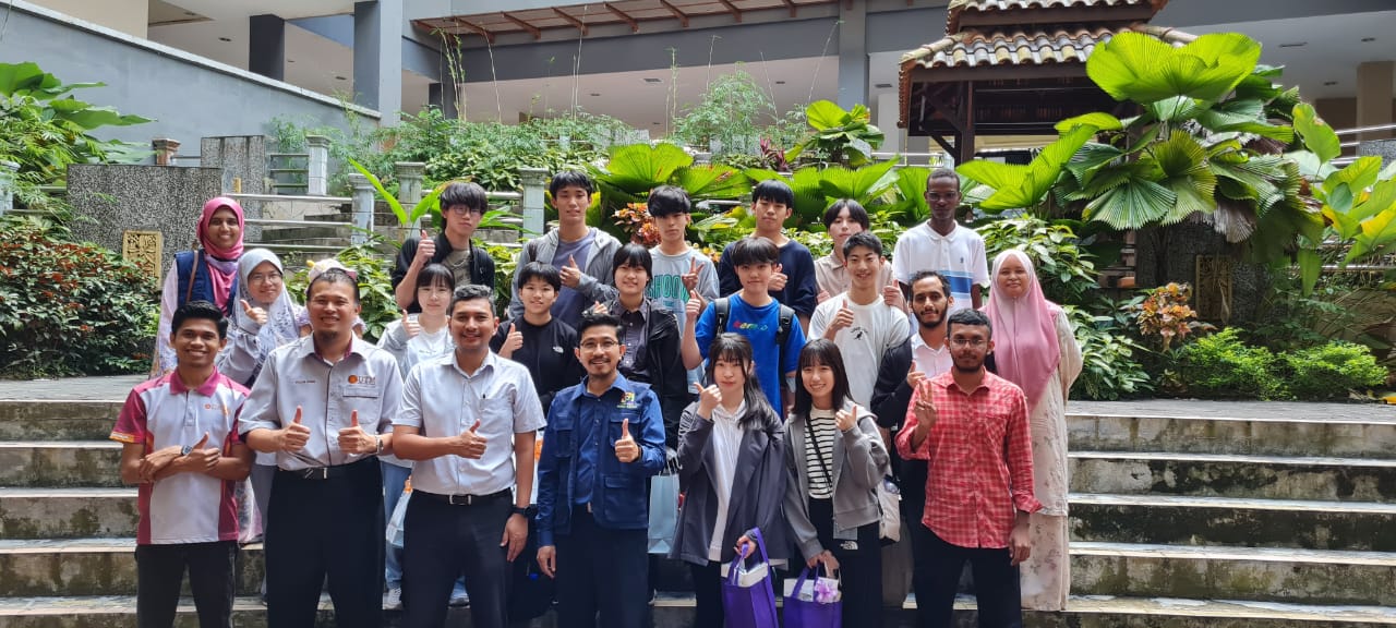 IoT Robotic Challenge 2022 with Ritsumeikan Keisho High School from ...